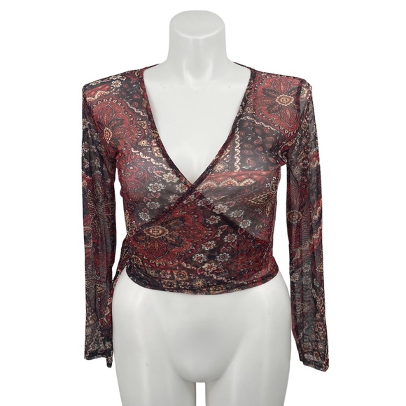 Daisy Street | Tops | Daisy Street Nwot Floral Paisley Mesh Red Wrap ...